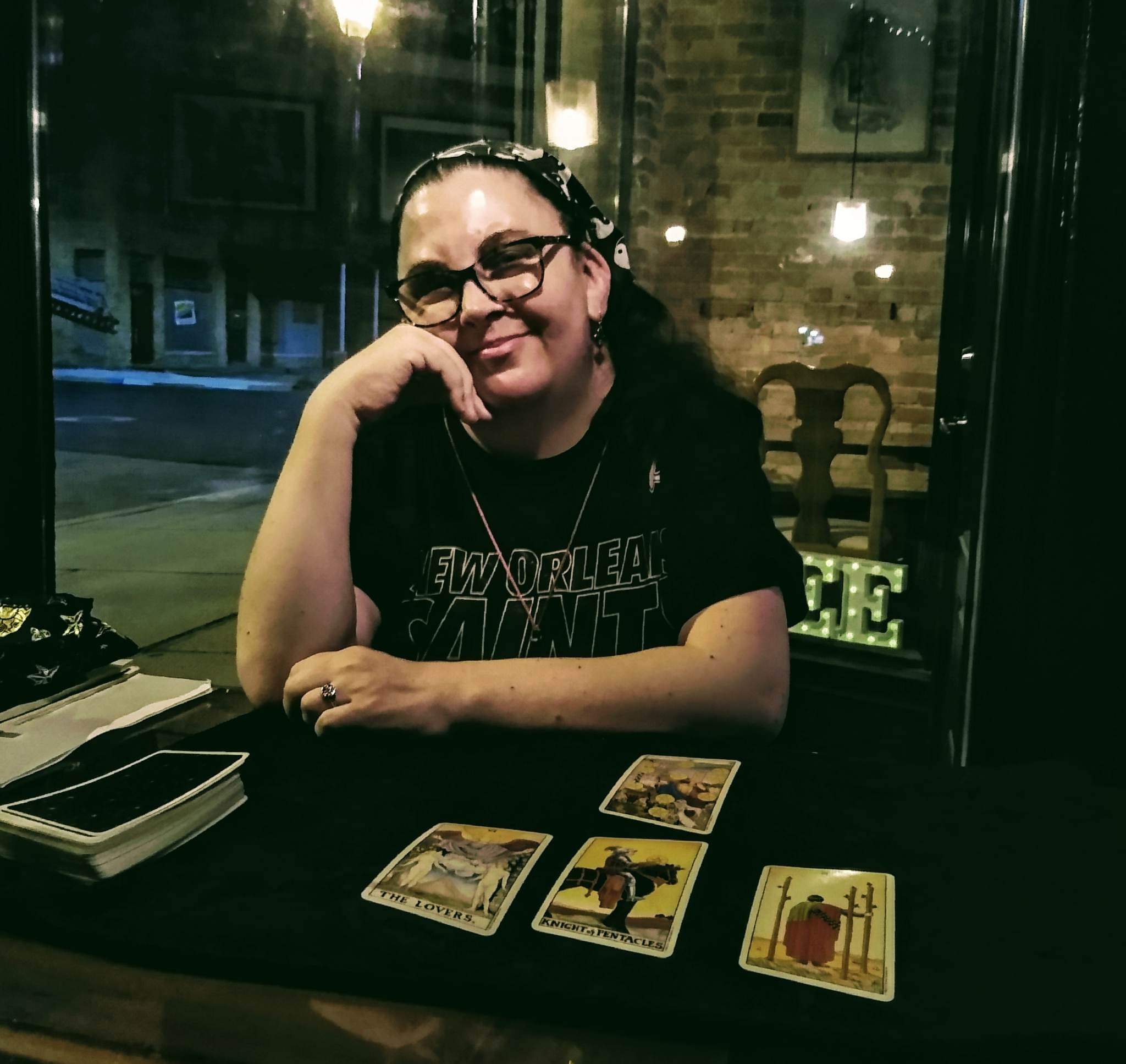 Event Spotlight: Tarot Readings with Sarah – LoLoBee's Lounge